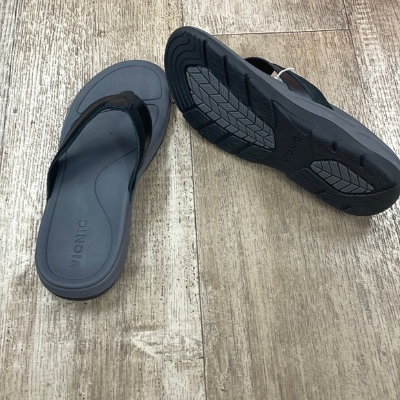 Vionic | Shoes | V Vionic Canoe Denis Sandals Mens | Poshmark
